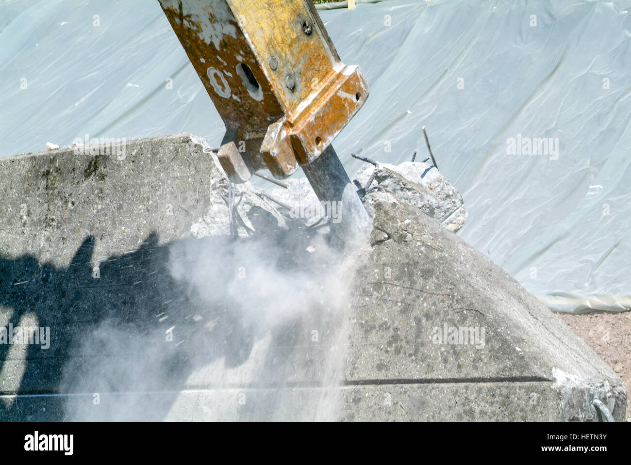 Hydraulic compression hi-res stock photography and images - Alamy