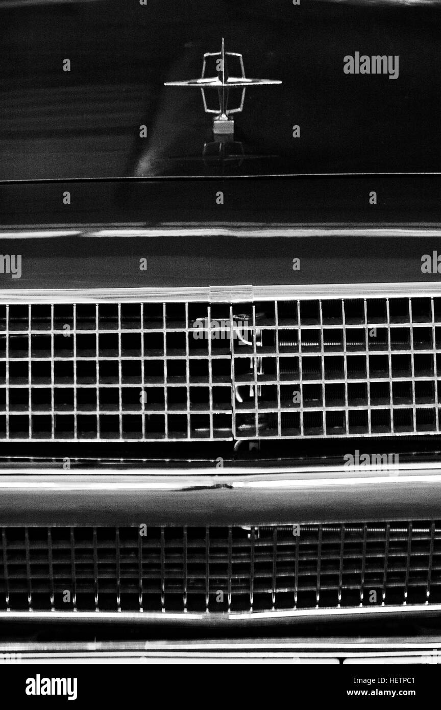 Image lincoln continental hi-res stock photography and images - Alamy