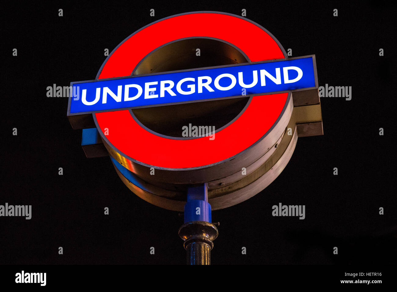 LONDON, UK - DECEMBER 20TH 2016: An illuminated sign for an Underground ...