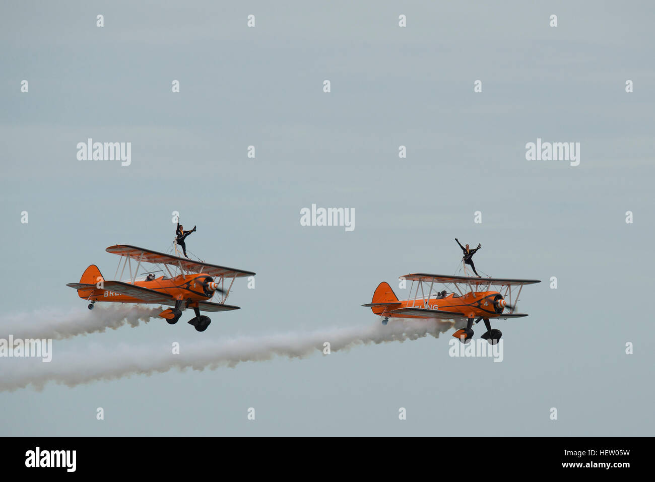 Wing walker hi-res stock photography and images - Alamy