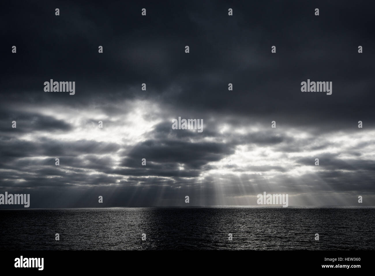 Clouds sea island hi-res stock photography and images - Alamy