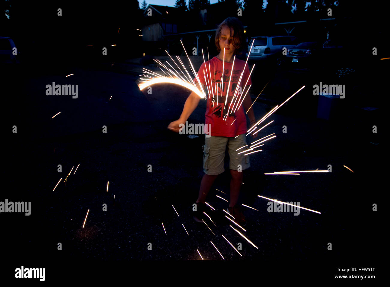 Child sparkler bonfire hi-res stock photography and images - Alamy