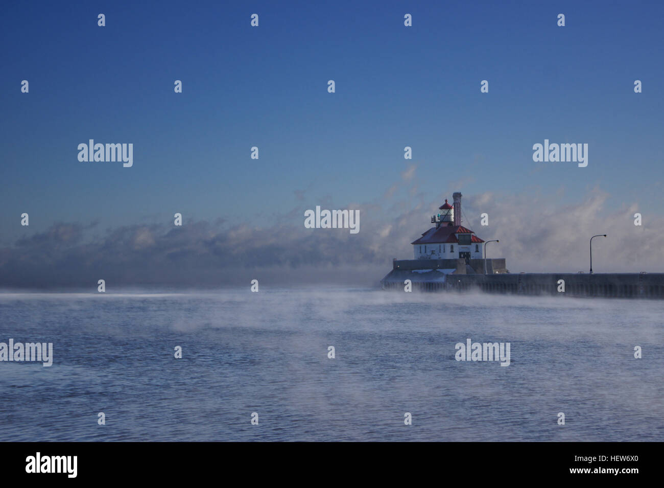 Lighthouse at the Duluth shipping Port Stock Photo - Alamy