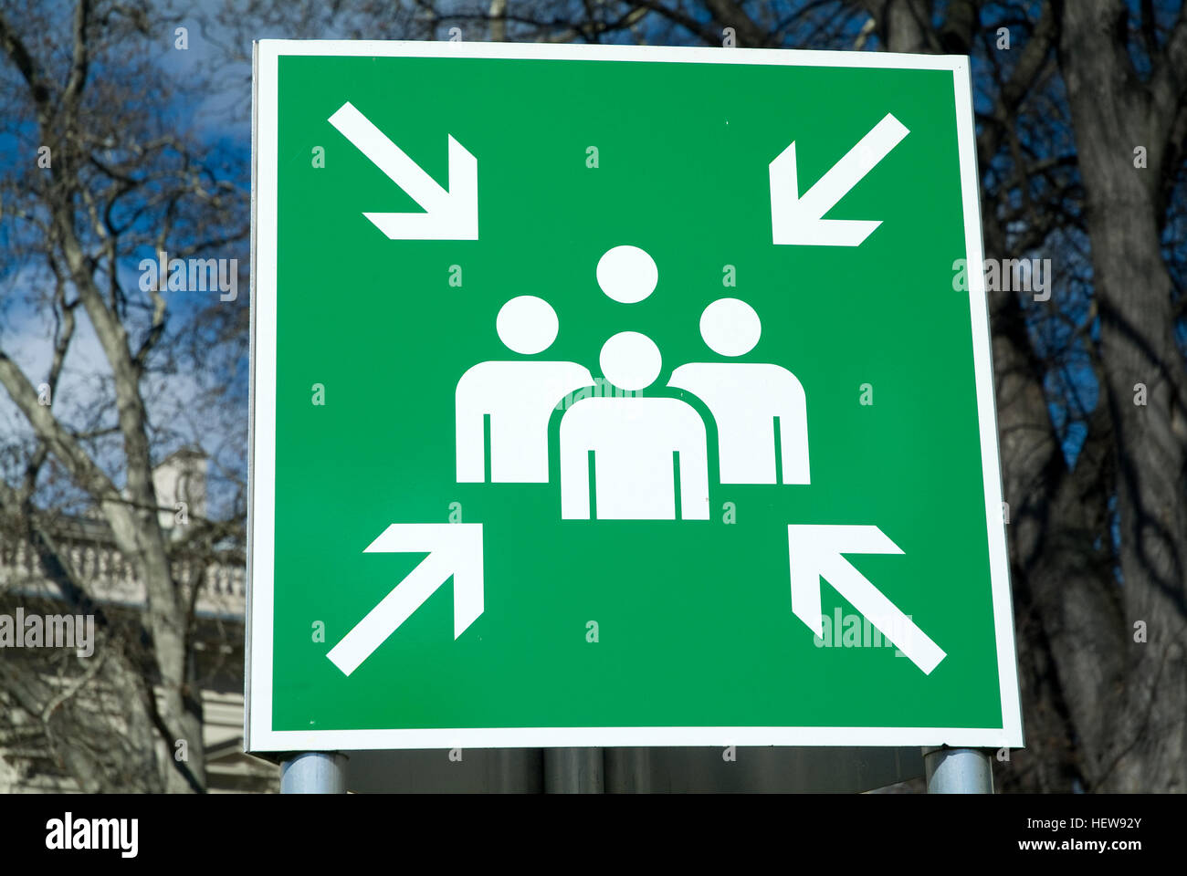 Sign: meeting point Stock Photo - Alamy