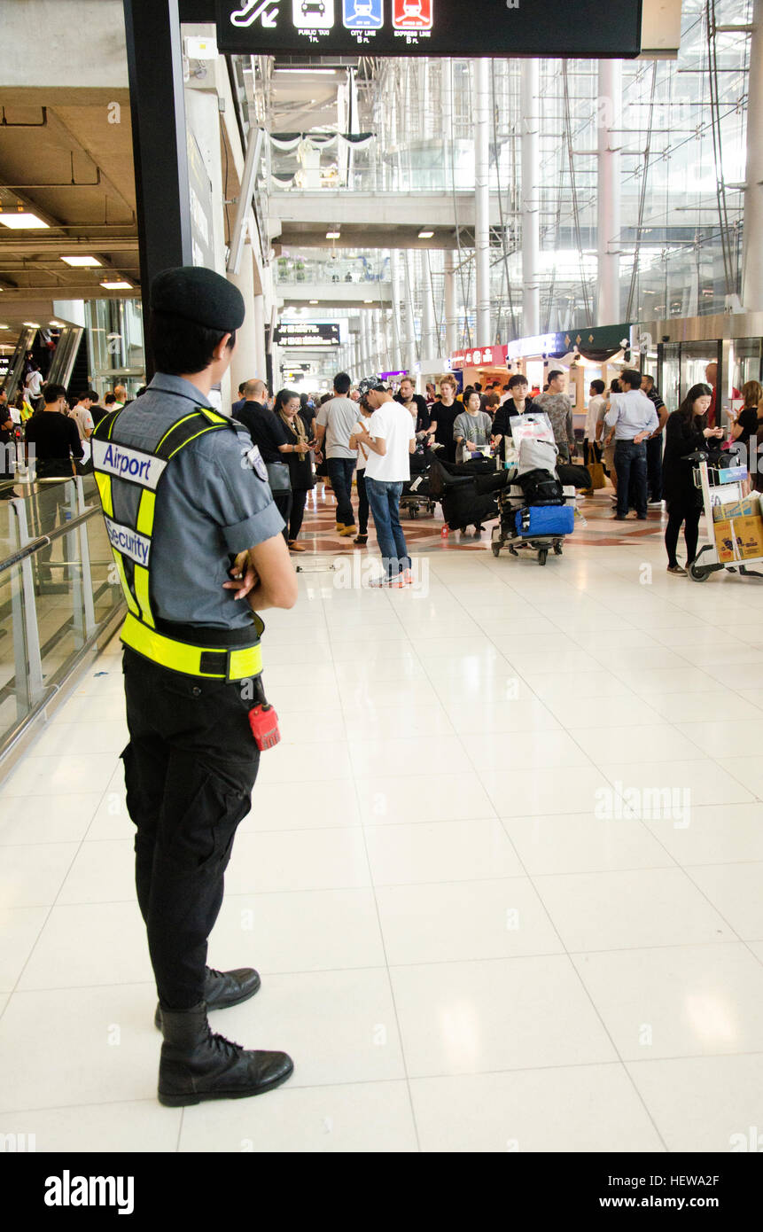 Police airport interior uniform hi-res stock photography and images - Alamy