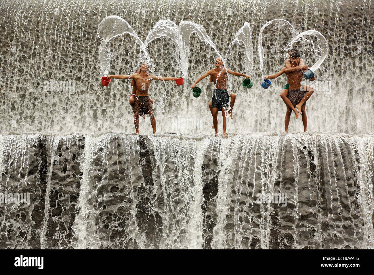 River child asian splash hi-res stock photography and images - Alamy