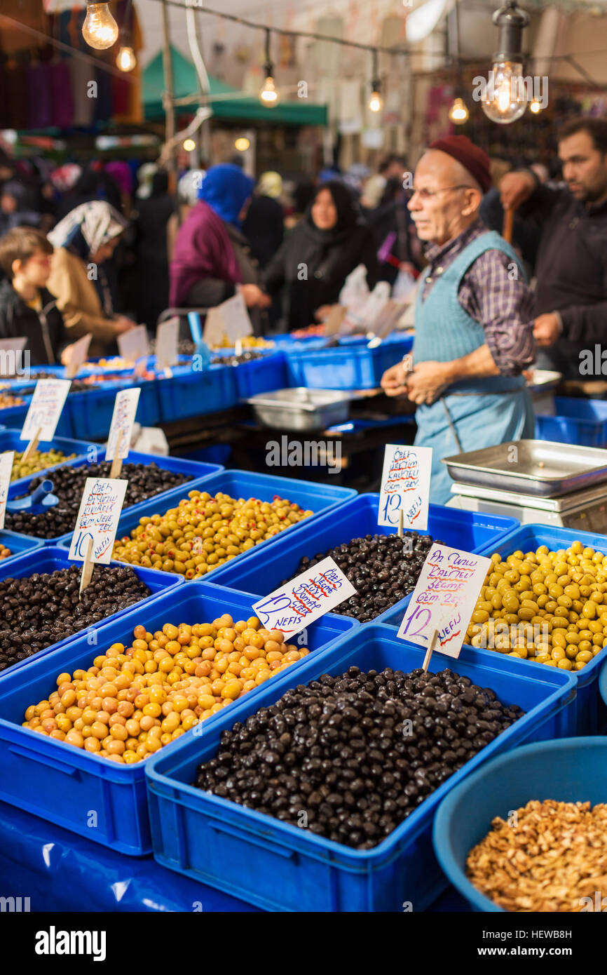 Clothing market istanbul turkey High Resolution Stock Photography and ...