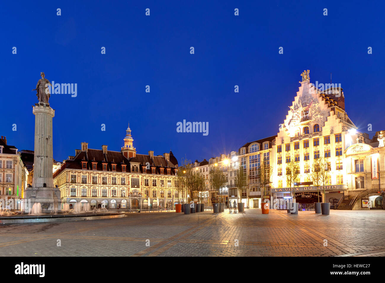Lille (northern France): the "Grand Place" square in the city centre ...