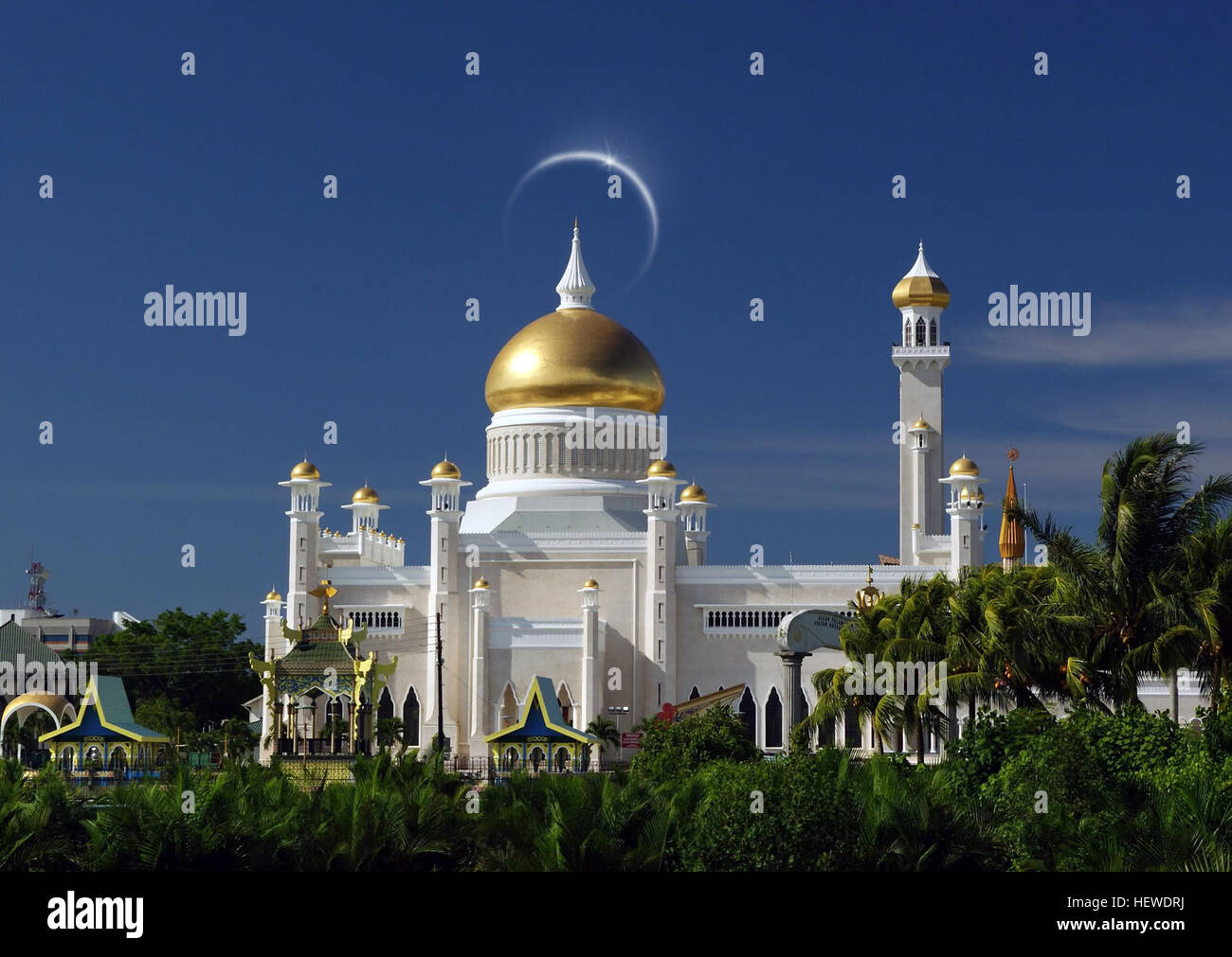 Sultan Omar Ali Saifuddien Mosque is an Islamic mosque located in ...