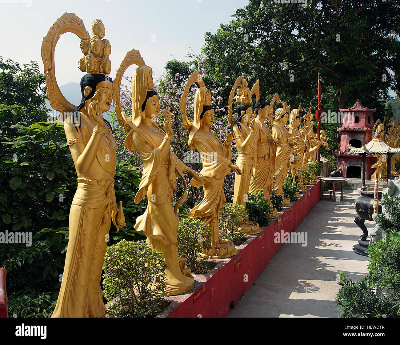 The 10,000 Buddhas Monastery in Sha Tin, Hong Kong, is a famous ...