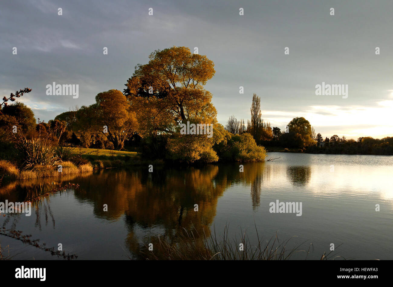 Accessible paths hi-res stock photography and images - Alamy