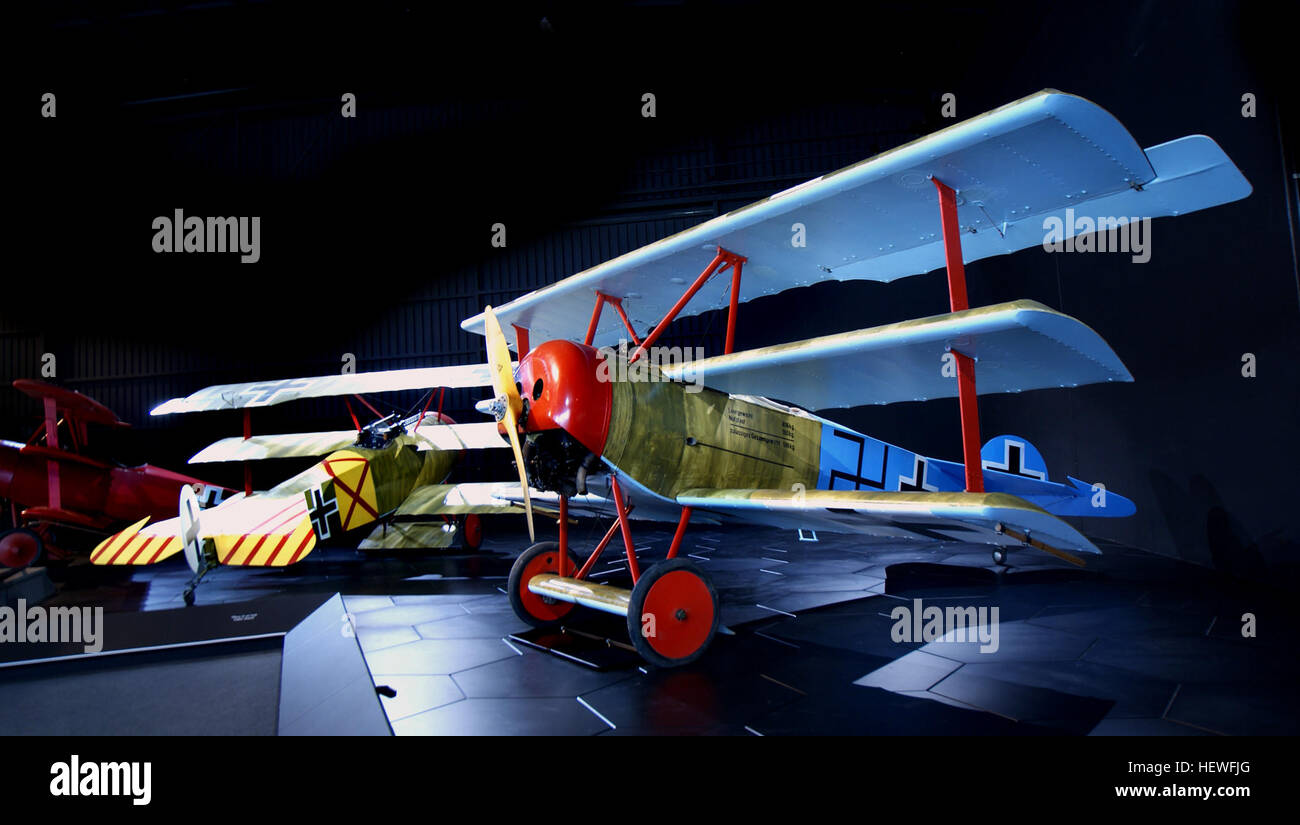 Triplane built hi-res stock photography and images - Alamy
