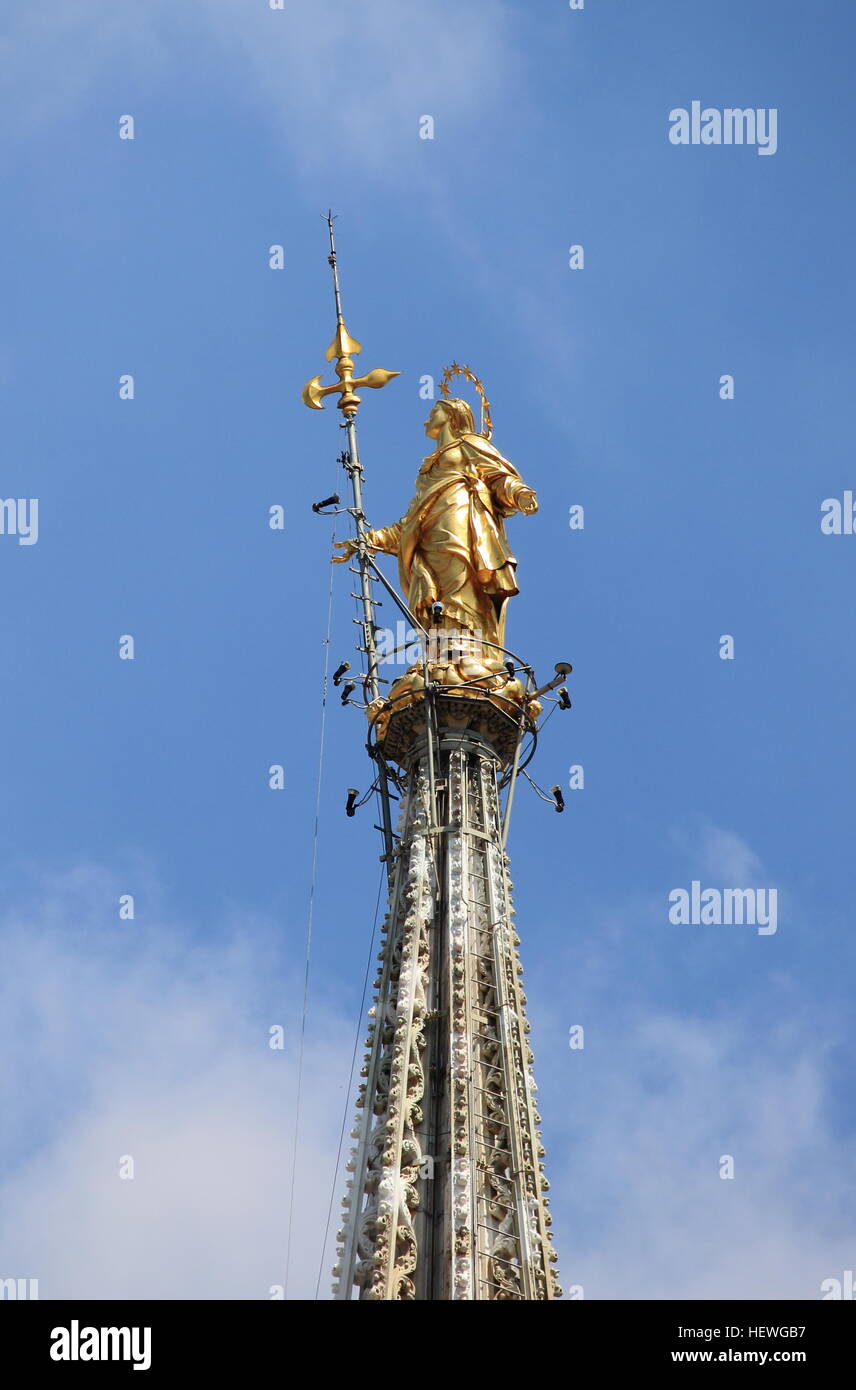 The milan cathedral madonnina hi-res stock photography and images - Alamy
