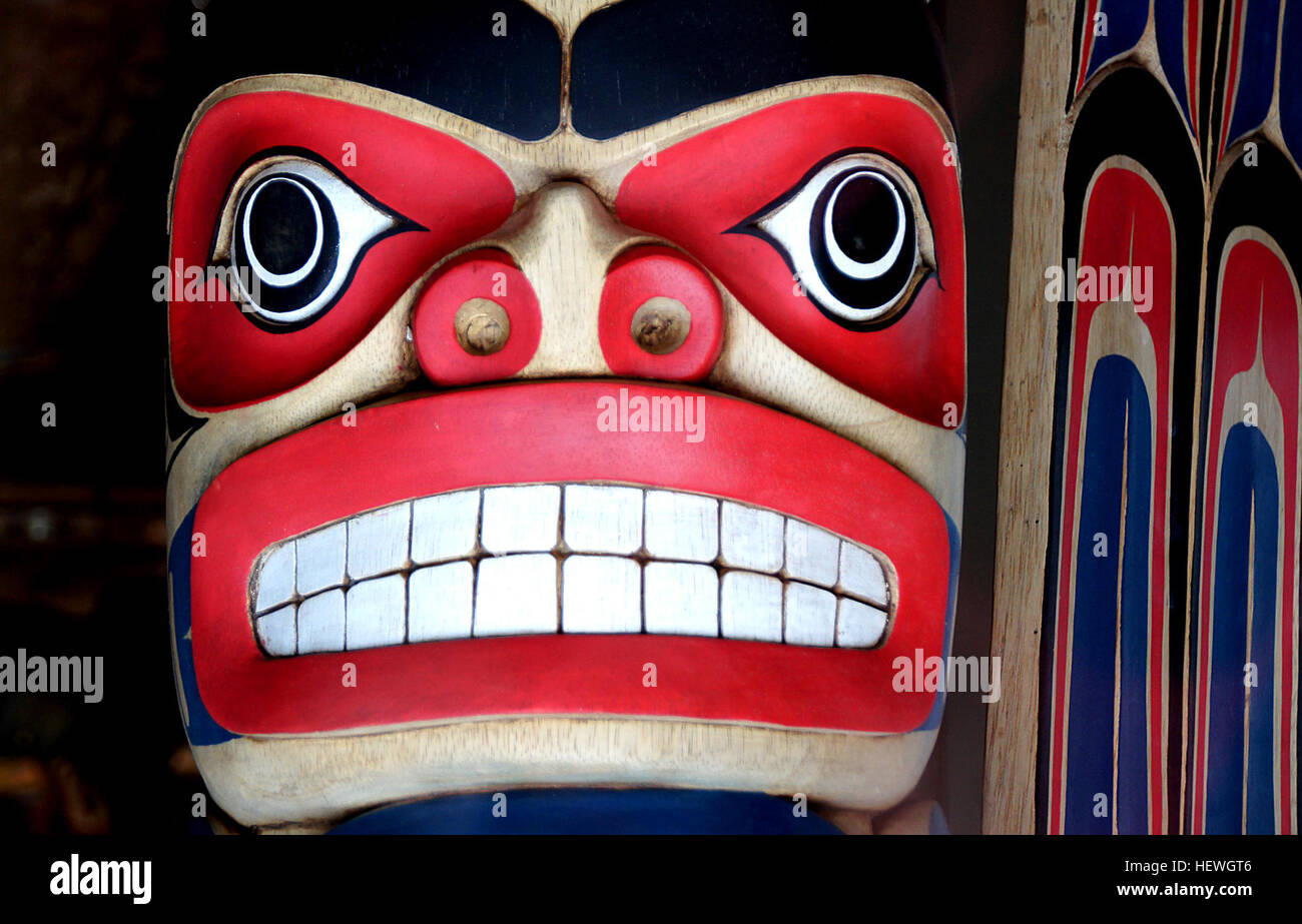 Native american tribe totem animals hi-res stock photography and images ...