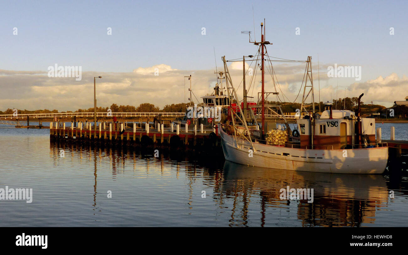 Inland waterways marinas hi-res stock photography and images - Alamy