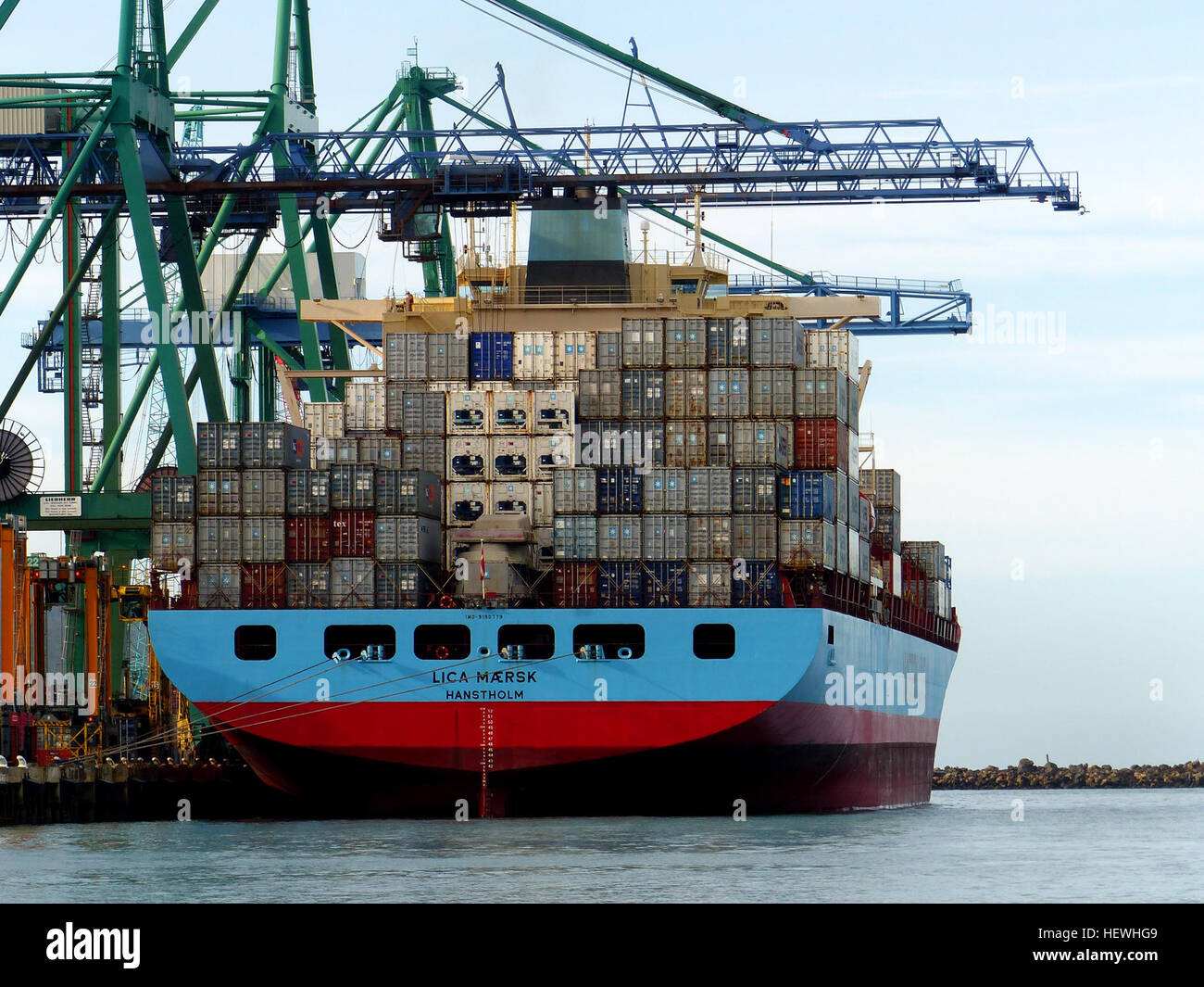 Move intermodal hi-res stock photography and images - Alamy