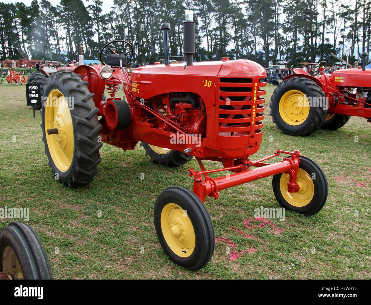 Massey harris tractors hi-res stock photography and images - Alamy