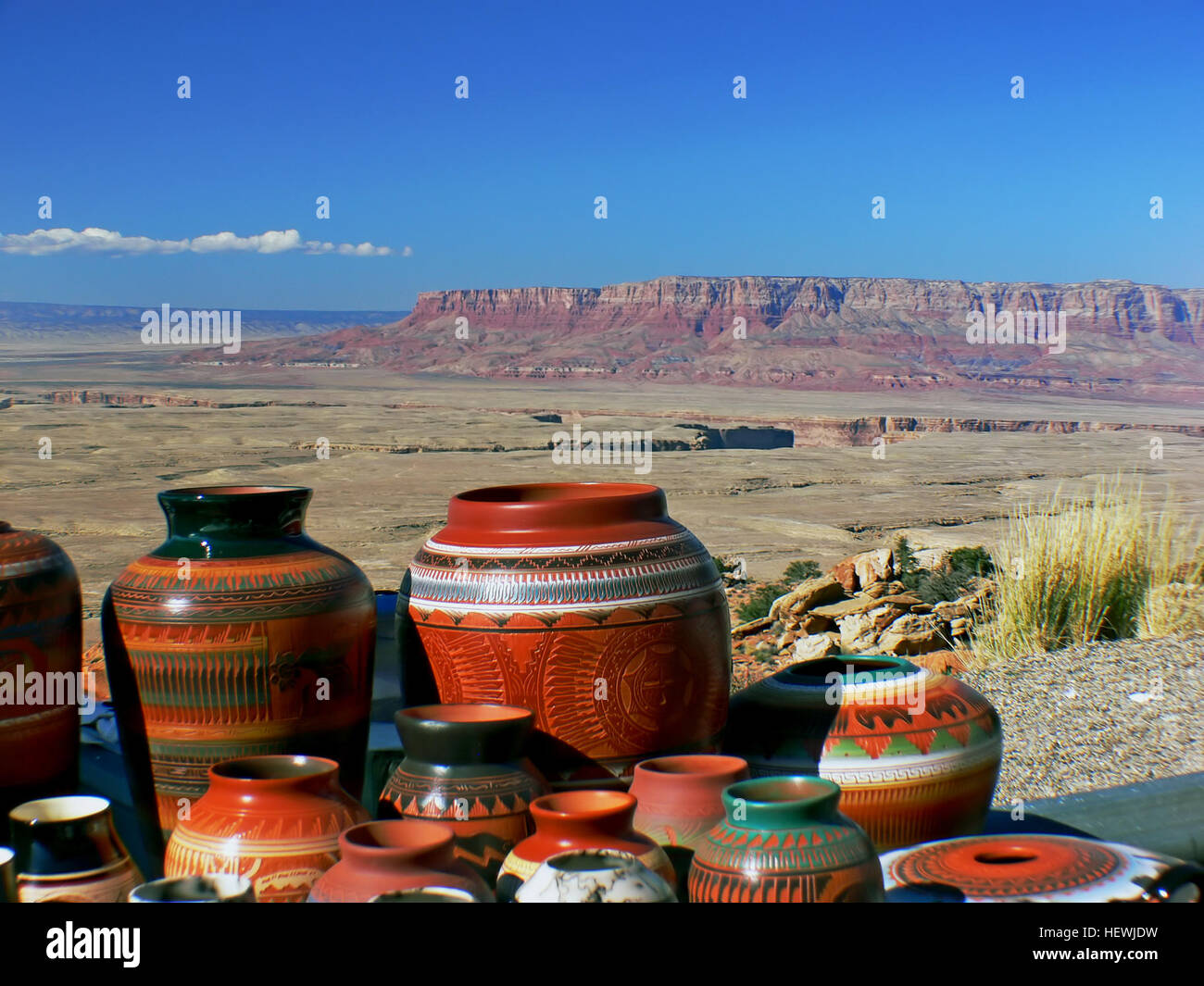 Navajo potters have traditionally made pots that are beautiful and ...