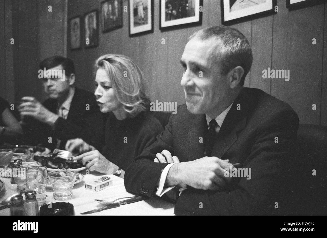Lauren Bacall, dining with husband Jason Robards, and Barry Nelson. At ...