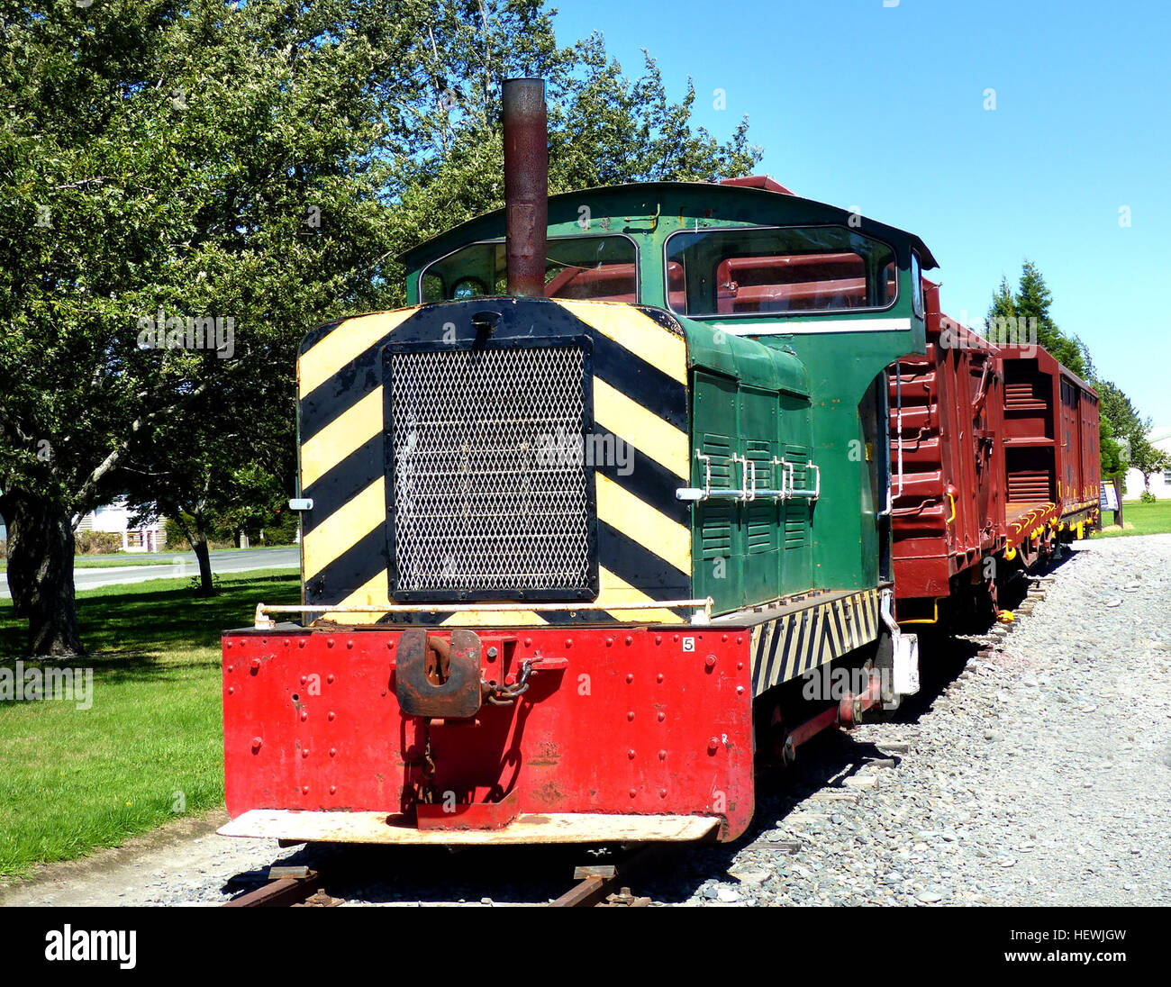 Shunting engines hi-res stock photography and images - Alamy