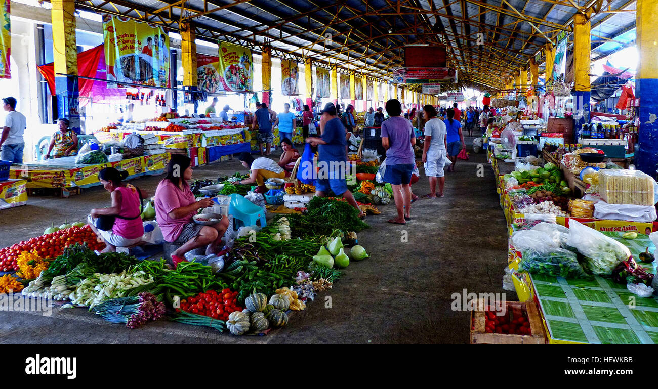 Market in city center hi-res stock photography and images - Alamy