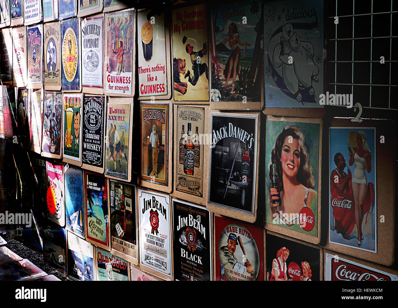 Contemporary design posters hi-res stock photography and images - Alamy
