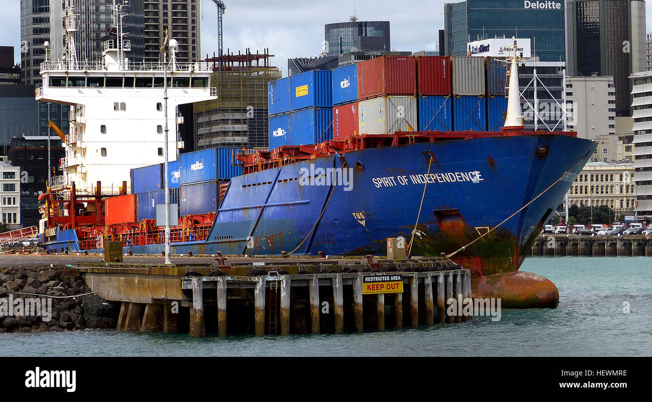 Cargo gross tonnage hi-res stock photography and images - Alamy