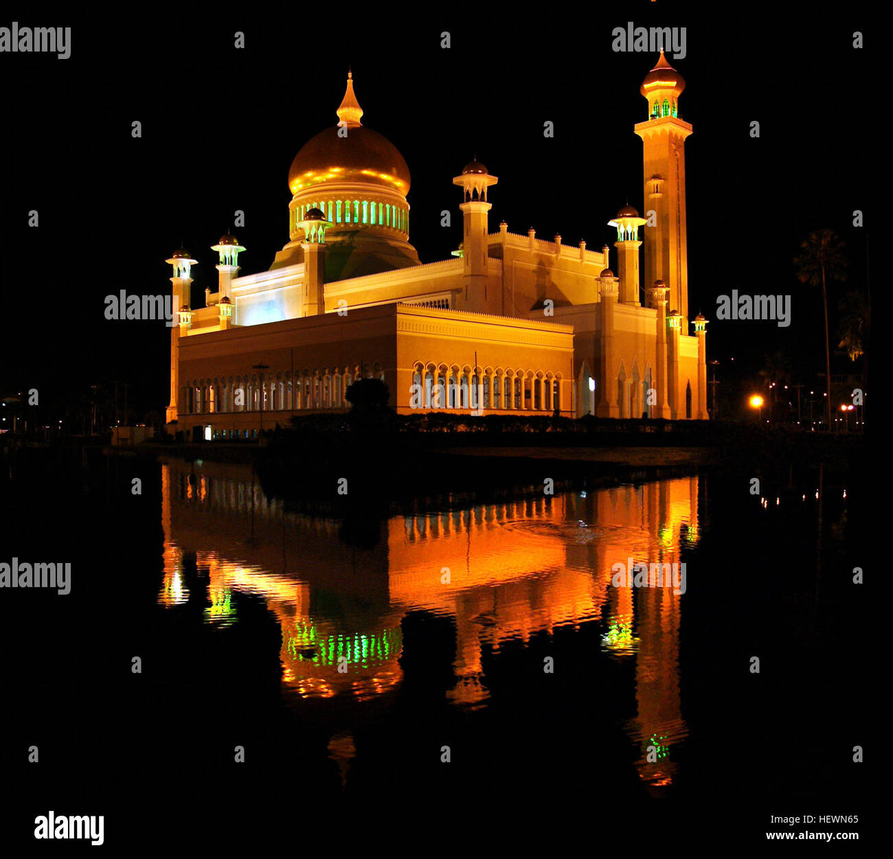 Brunei iconic structure hi-res stock photography and images - Alamy