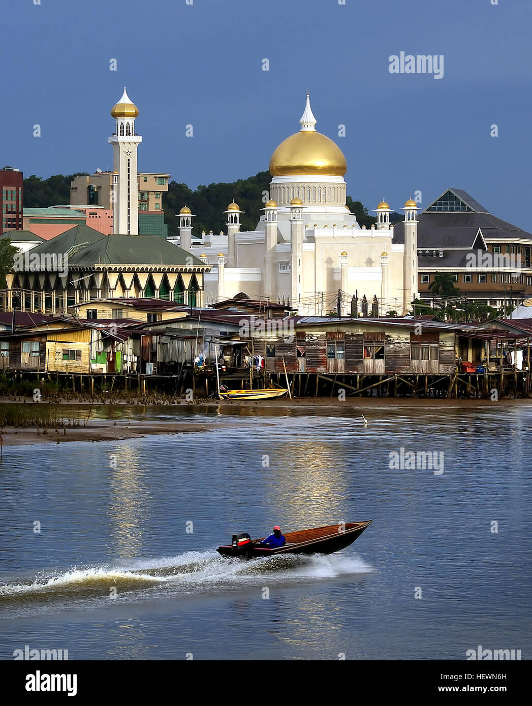This photograph showcases the iconic Sultan Omar Ali Saifuddien Mosque ...