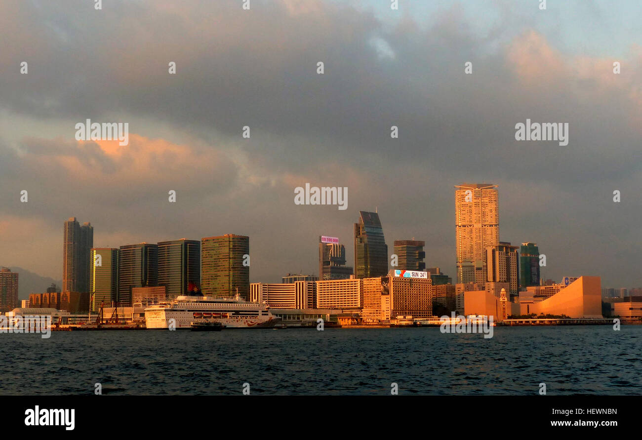 18 kowloon east hi-res stock photography and images - Alamy