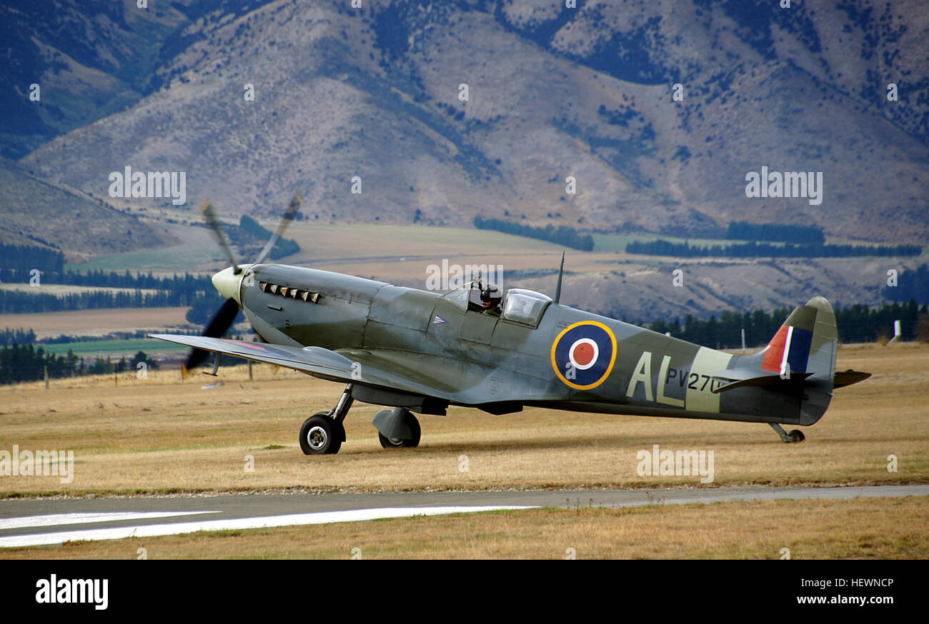 Airworthy restoration hi-res stock photography and images - Alamy