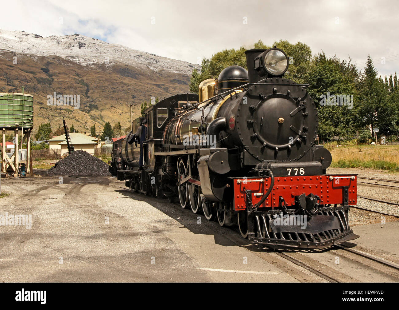 Steam locomotive in new zealand hi-res stock photography and images - Alamy