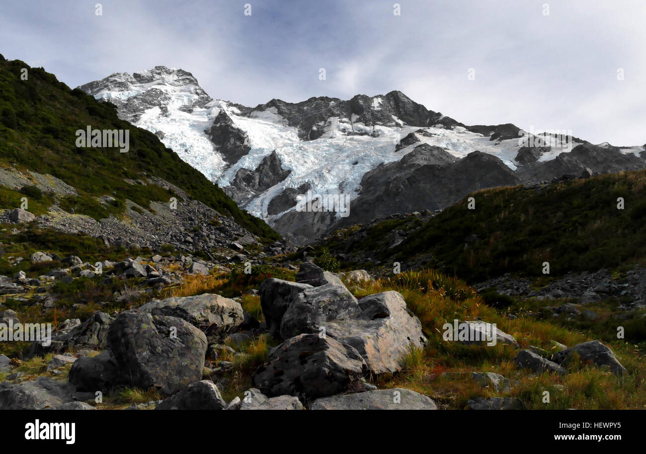 Mount Sefton (Maukatua) is a prominent peak in New Zealand’s Southern ...