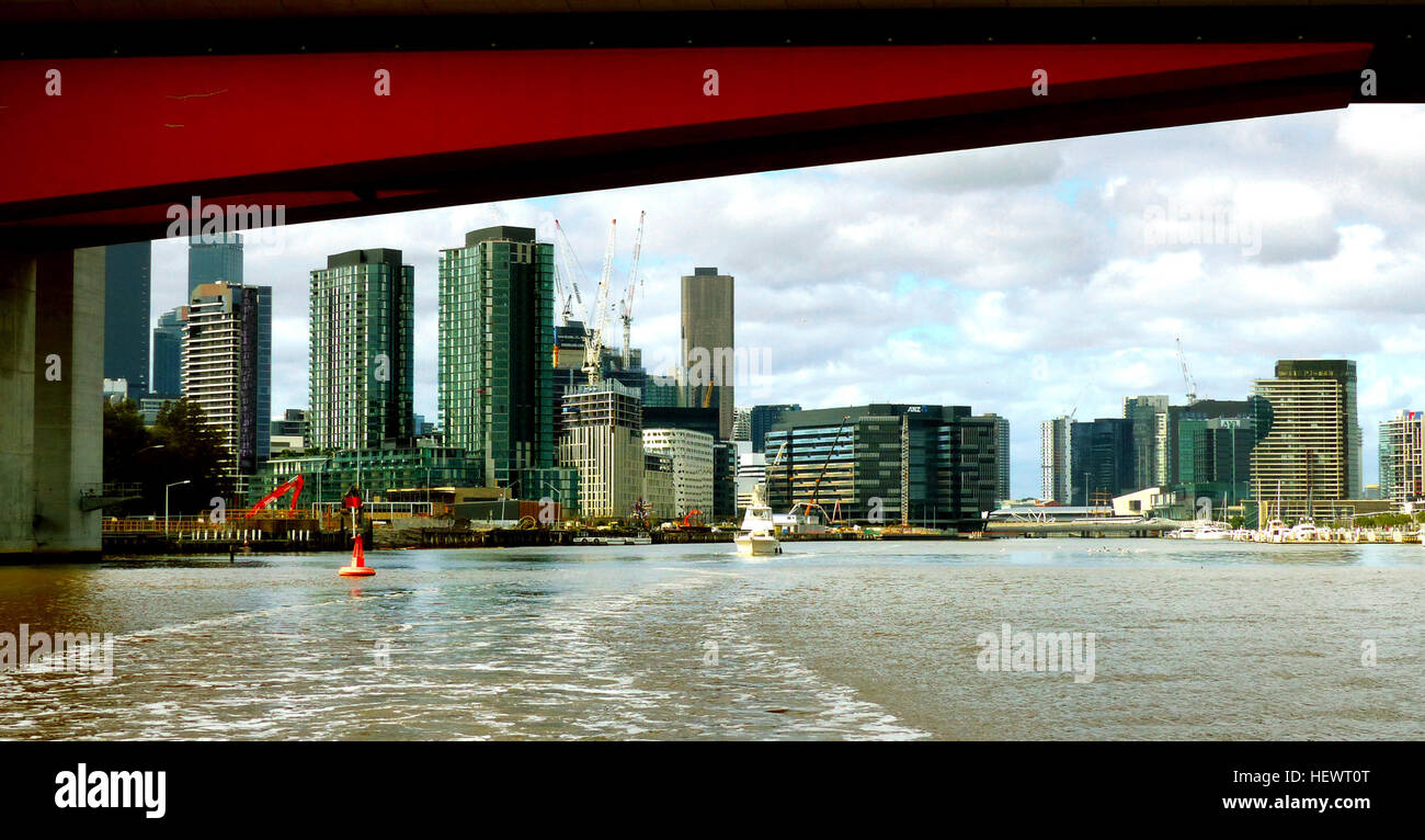 Bolte bridge melbourne skyline hi-res stock photography and images - Alamy