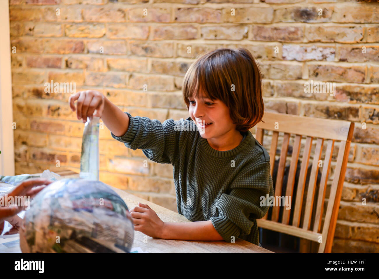 Papier mache hi-res stock photography and images - Alamy