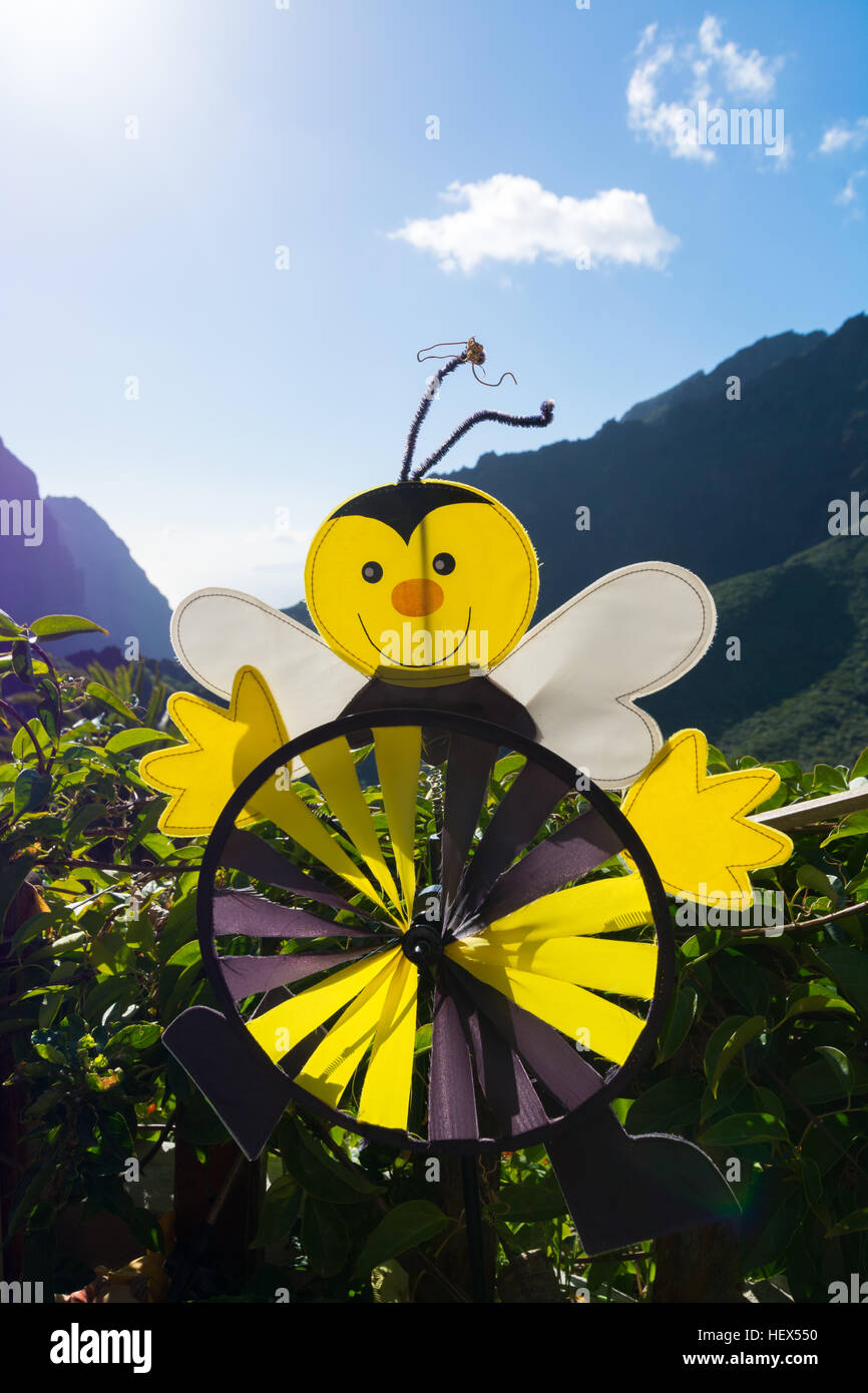 Vane leaf hi-res stock photography and images - Alamy