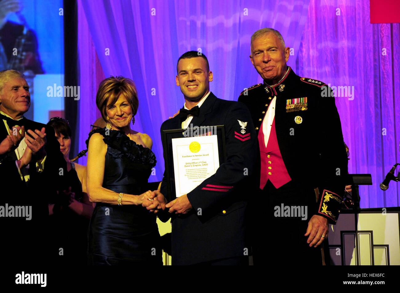 Linda cosgrove hi-res stock photography and images - Alamy