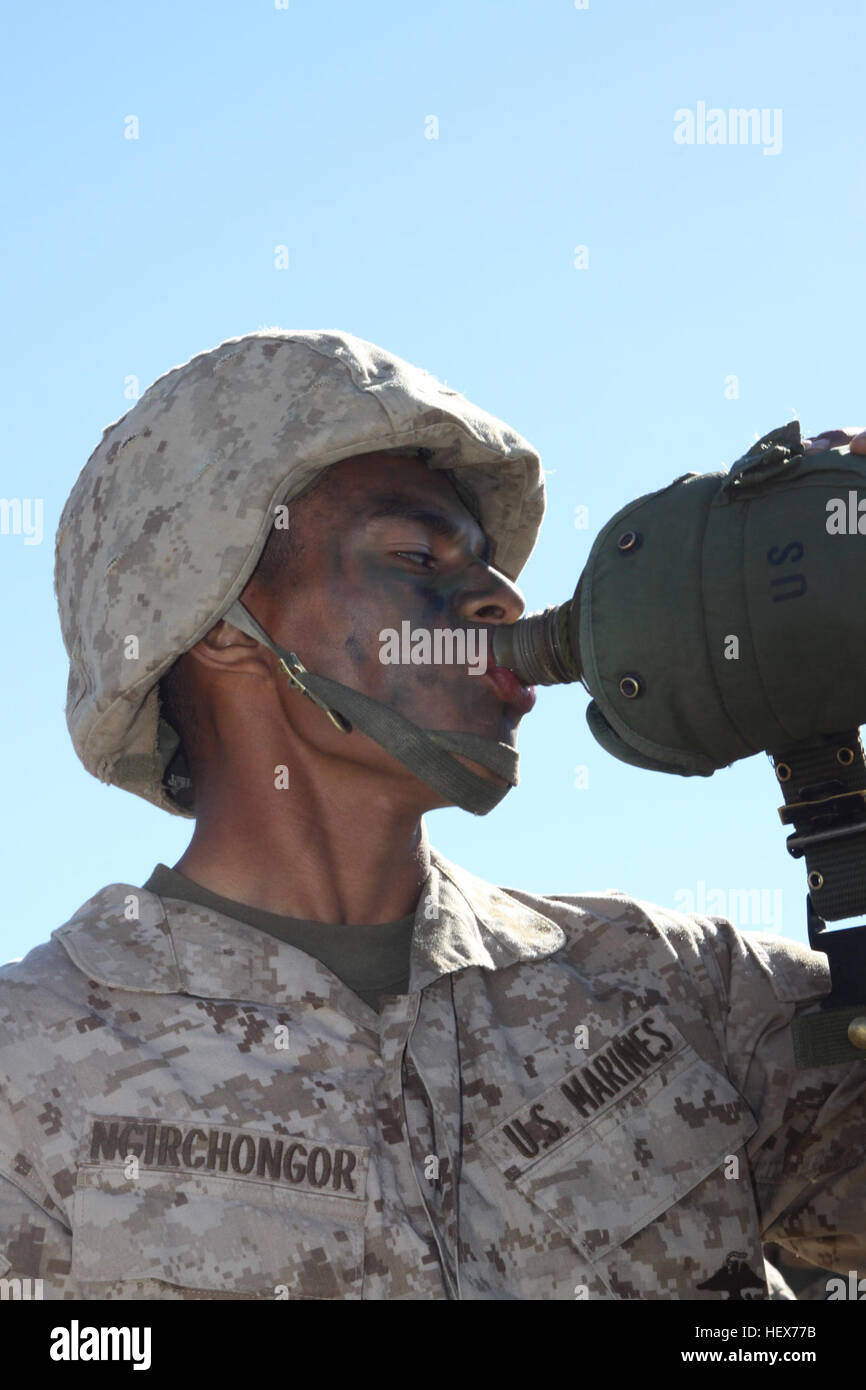 Marine corps recruits platoon hi-res stock photography and images - Alamy