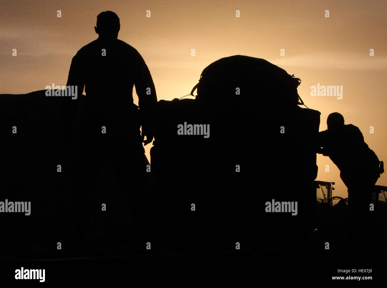 Container inspection unit hi-res stock photography and images - Alamy