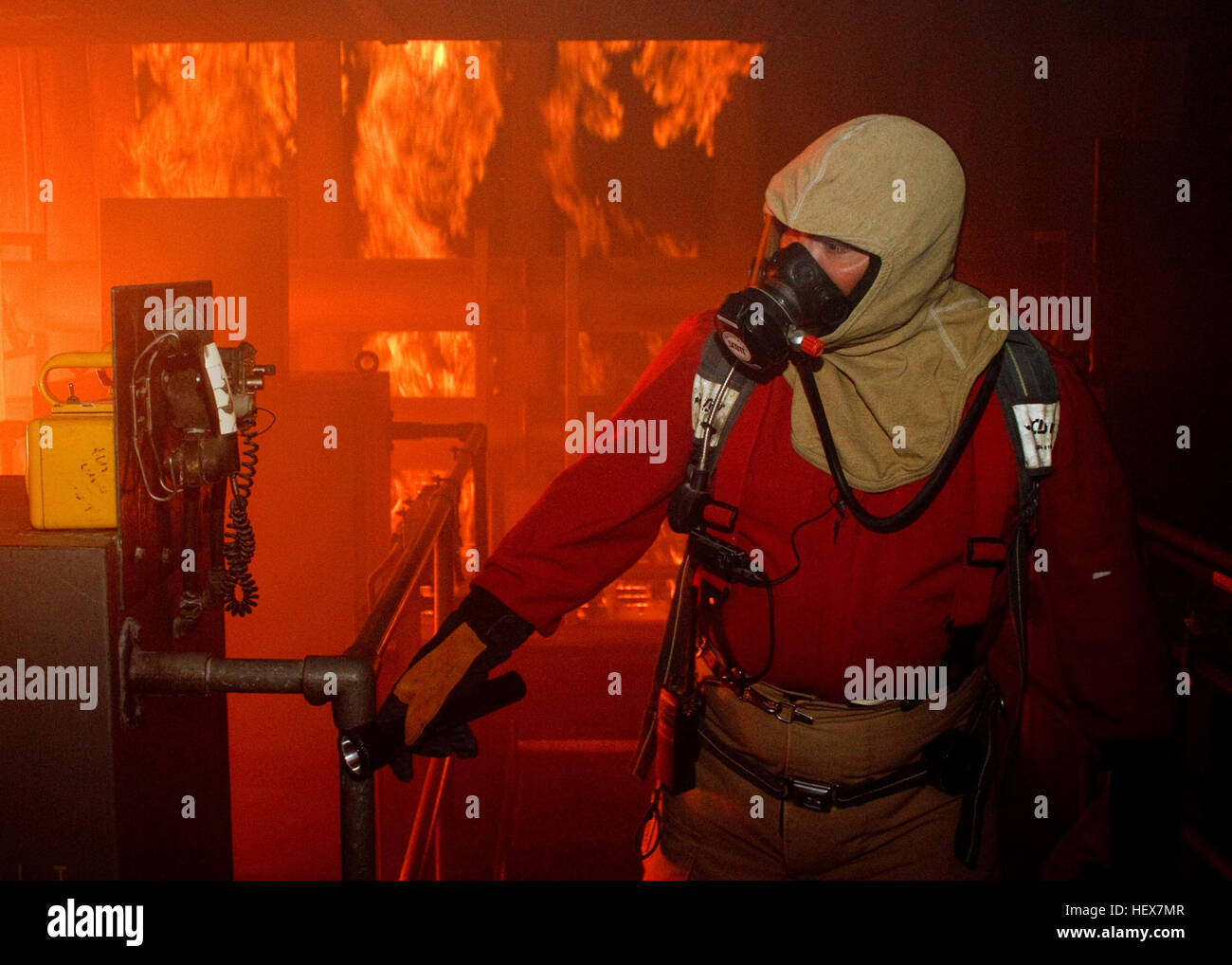 Senior Chief Petty Officer Shane Jones, machinist's mate, from Wadley ...