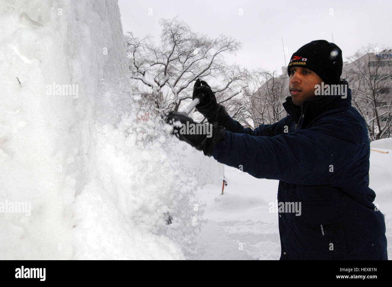 Air operations in snow and ice hi-res stock photography and images - Alamy