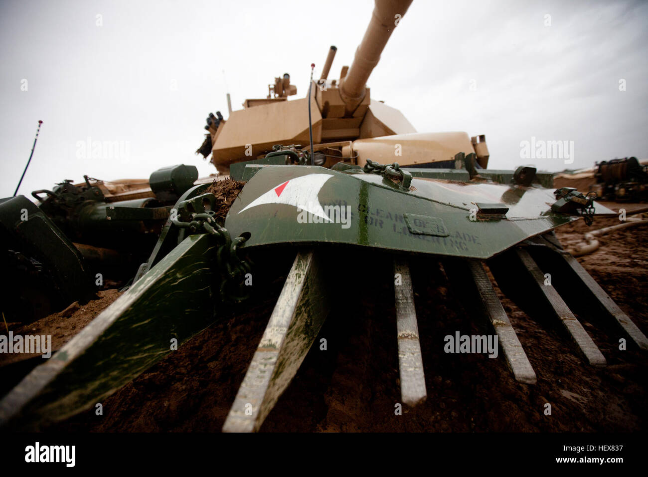 A 1st Marine Division, 1st Tank Battalion, Delta Company M1A1 Abrams ...
