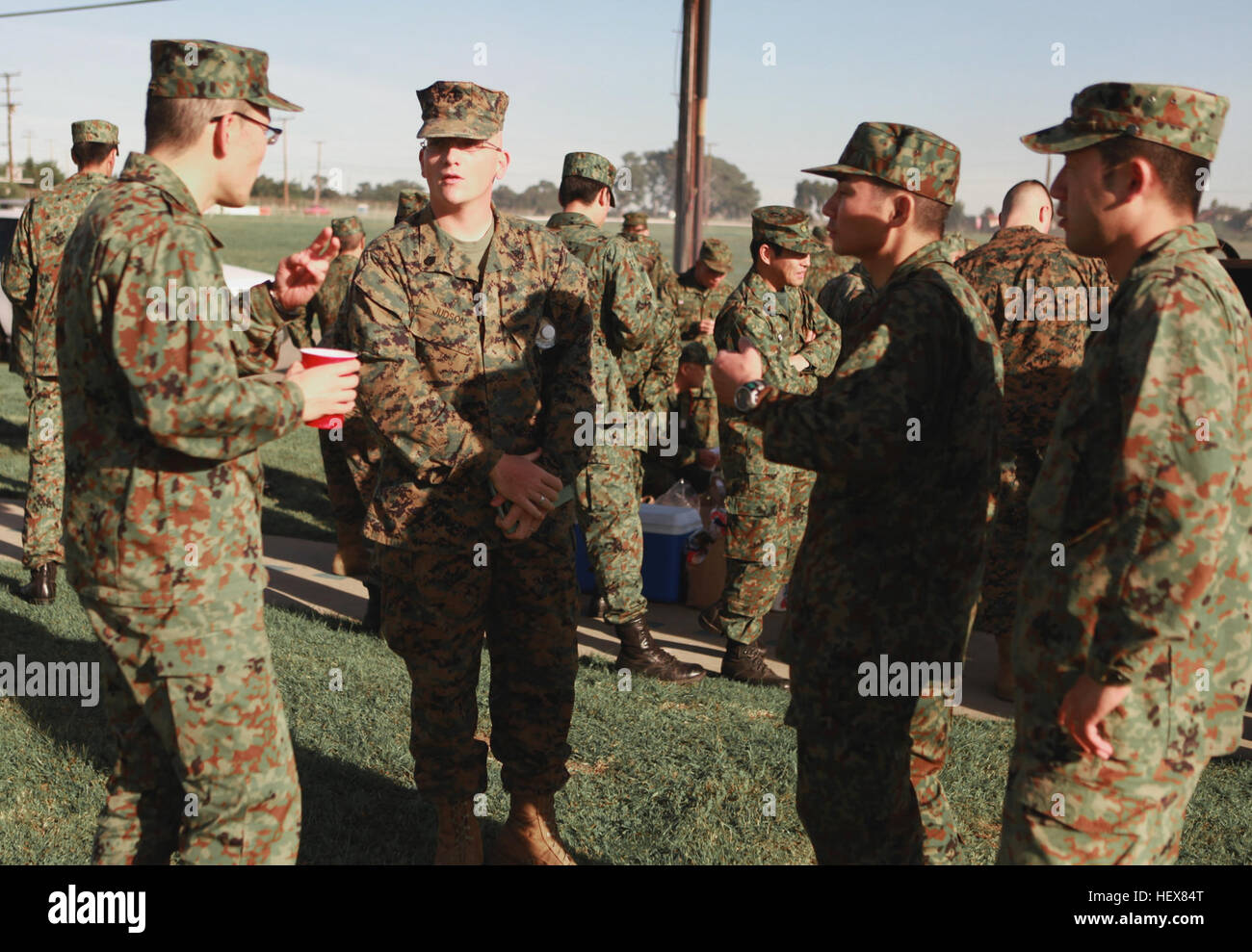 U s marines staff sgt justin hi-res stock photography and images - Alamy