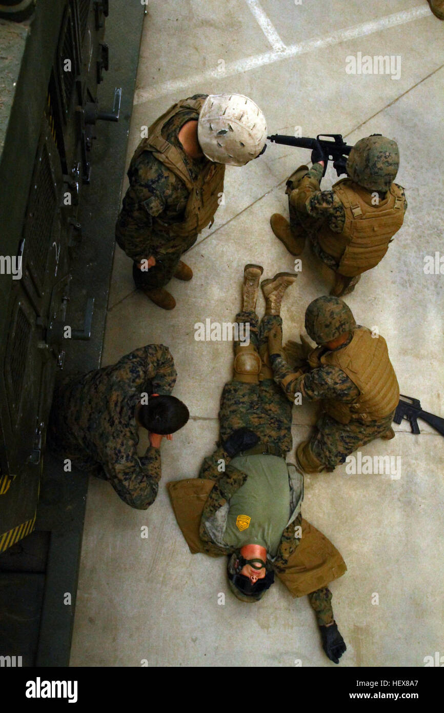 Hmmwv egress assistance training hi-res stock photography and images ...