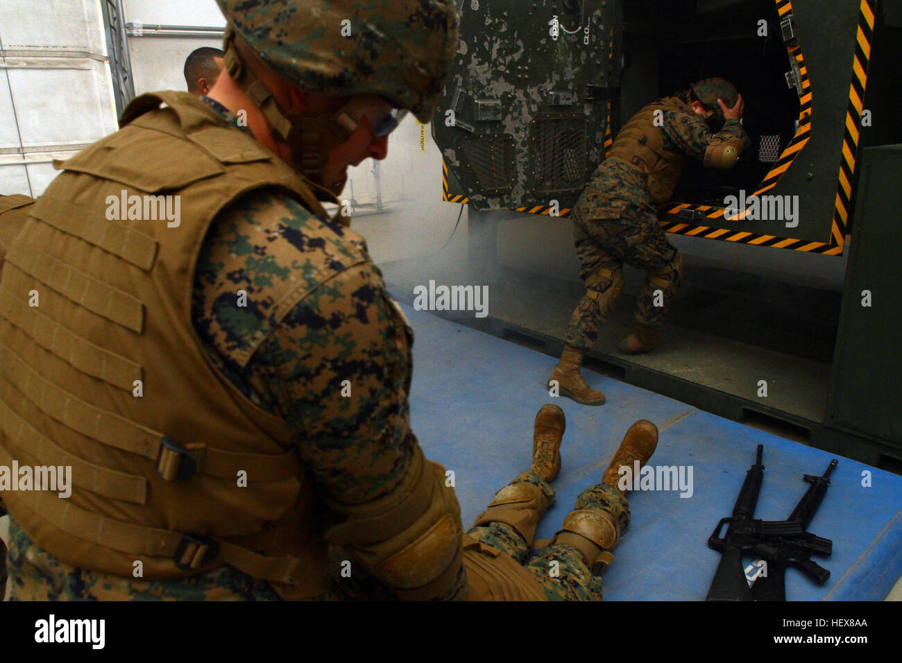 Humvee egress assistance trainer heat hi-res stock photography and ...