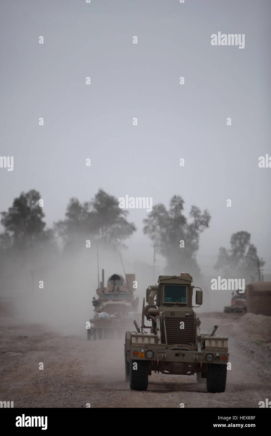 Marines 1st platoon combat hi-res stock photography and images - Alamy