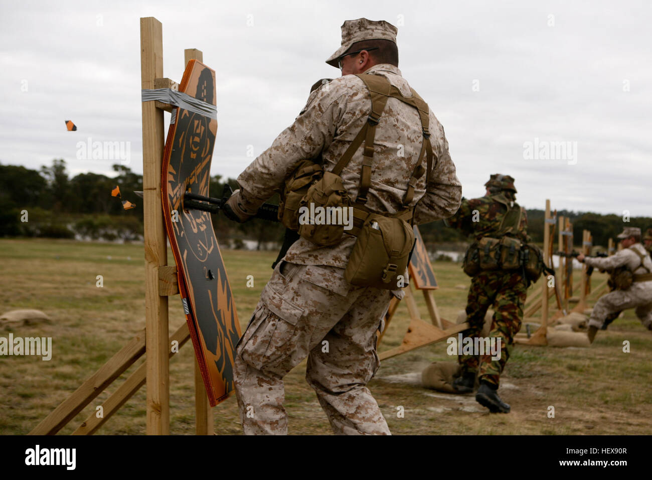 PUCKAPUNYAL, Australia—Sgt. Jonathan Shue, staff non-commissioned ...
