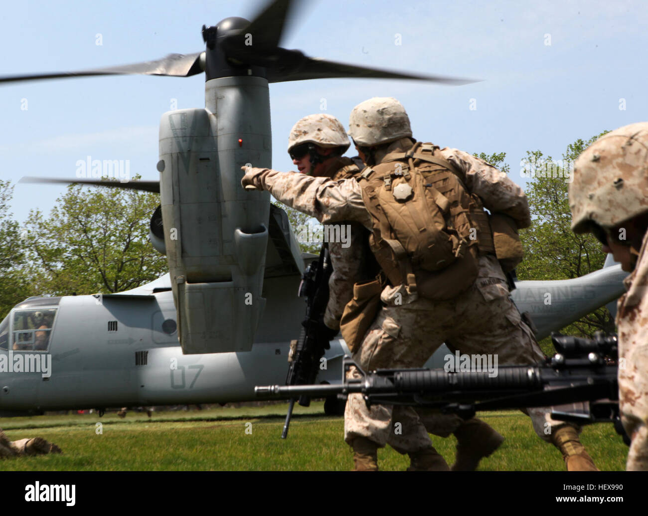 Marines with Fox Company, 2nd Battalion, 9th Marine Regiment ...