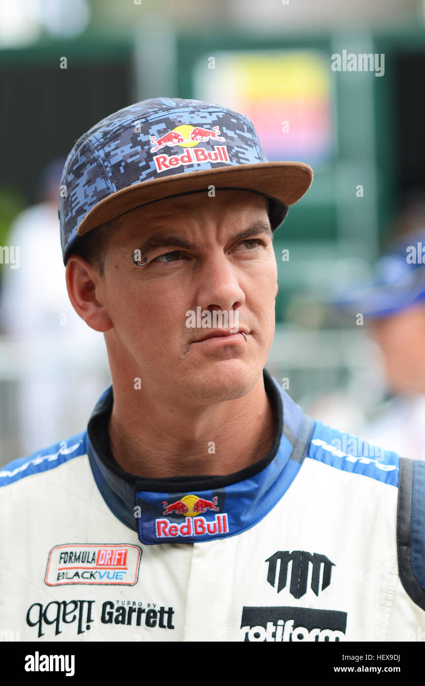 Mad mike whiddett hi-res stock photography and images - Alamy