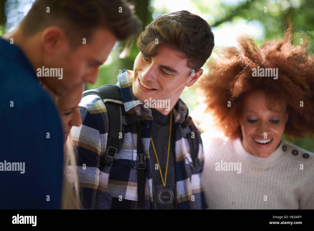 Group huddle hi-res stock photography and images - Alamy
